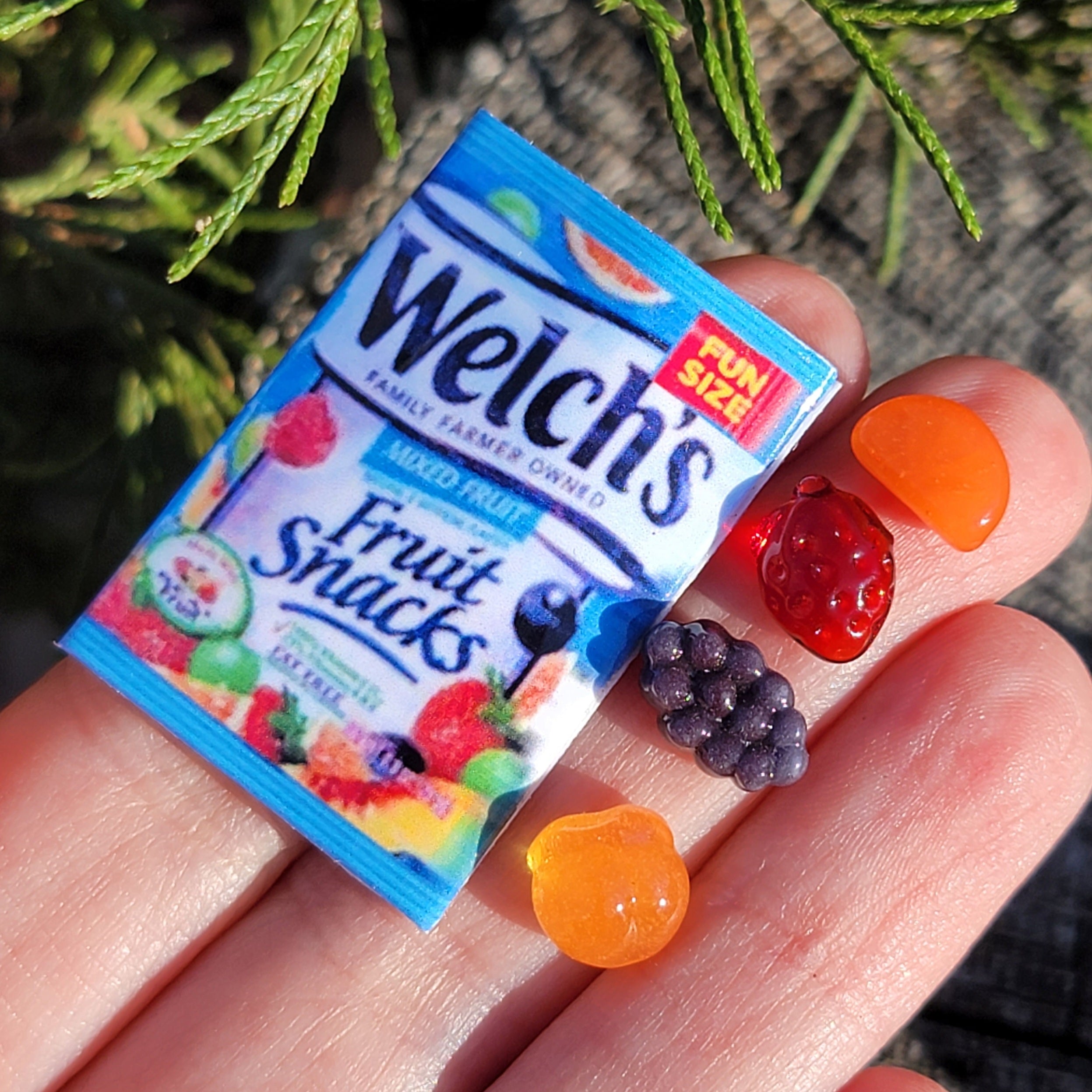 Welch's Fruit Snacks pearls – DeMatteoArt